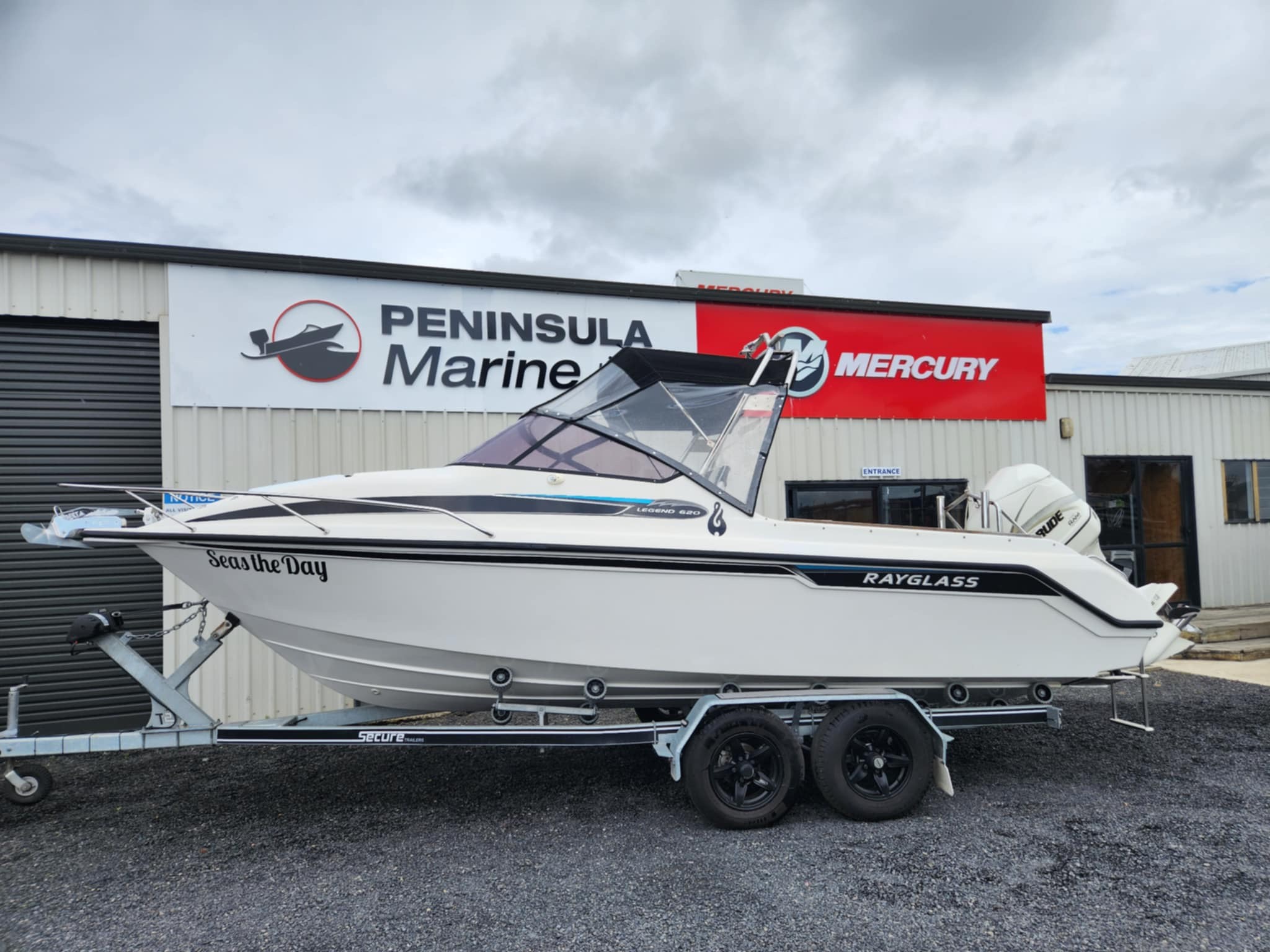 2000 Rayglass Legend 620 - Peninsula Marine Ltd.Peninsula Marine Ltd.